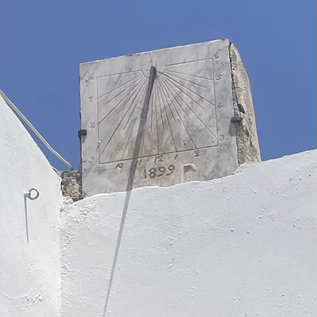 Sundial Charm – mariachristofilis